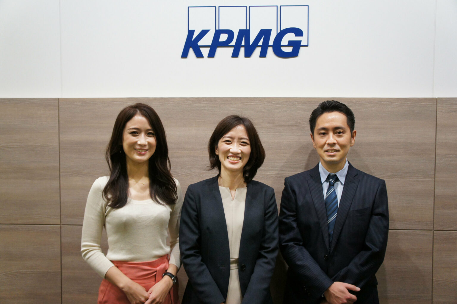アルムナイ設立により再入社が倍増！KPMGコンサルティングの再入社社員が語るキャリアとアルムナイコミュニティ | アルムナビ